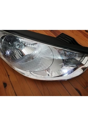 Hyundai 92102 2s000 4x4 Sağ Ön Far Lambası Fiyatları ve Özellikleri