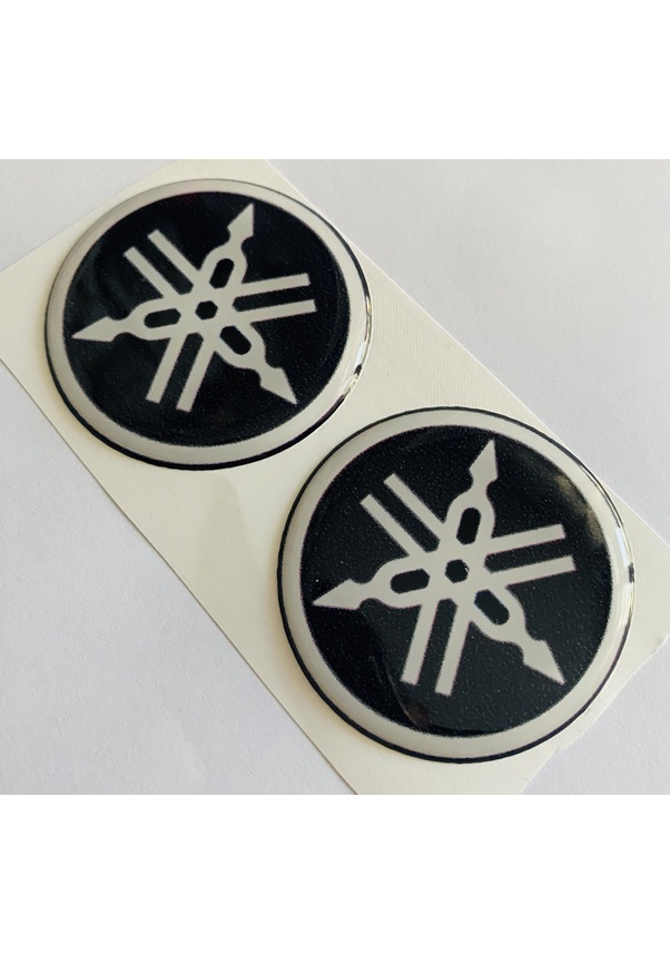 Yamaha Logo Damla Etiket Sticker 5x5cm 2'li Siyah Fiyatları ve Özellikleri