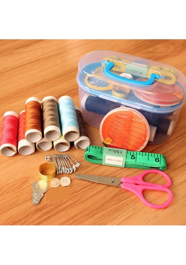 Dikiş Seti Kutusunda - İğne - İplik - Makas Seti Fiyatları ve Özellikleri