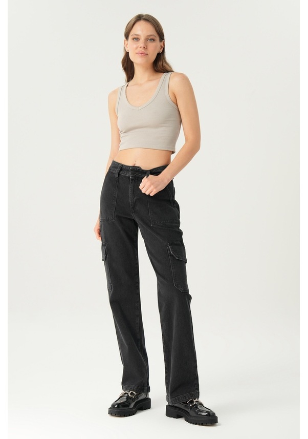 Antrasit Yüksek Bel Patı Fermuarlı Kargo Cep Detaylı Straight Fit Jean Pantolon C 4959-005 26 ...