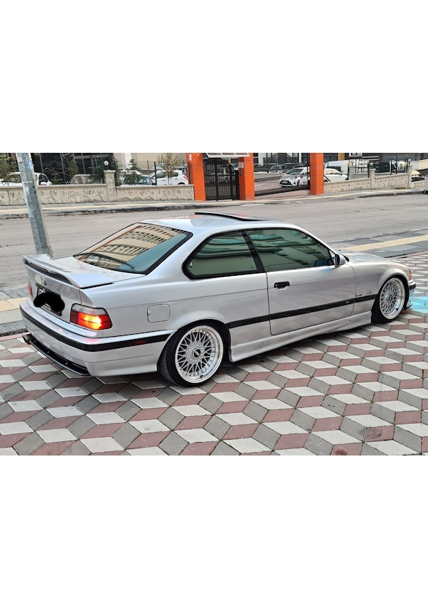 Bmw E36 Zender Spoiler Işık Dahil -podiumgarage- Fiyatları ve Özellikleri