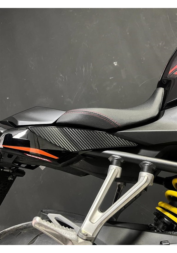 Honda CBR 650R Kuyruk Karbon Sticker Etiket Modeli Fiyatları ve Özellikleri