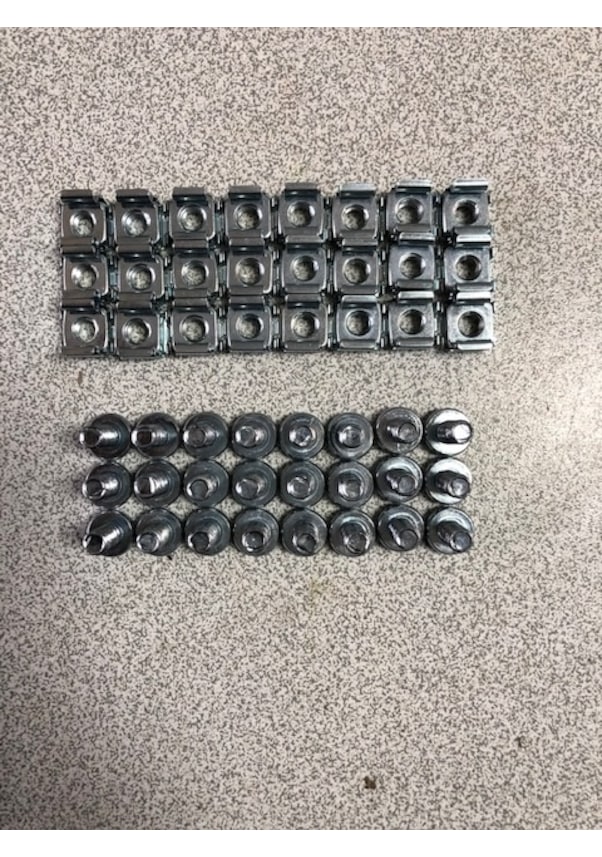 Rack Kabinet Server M6 Kafes Somun ve M6 Vida 24 Adet Fiyatları ve Özellikleri