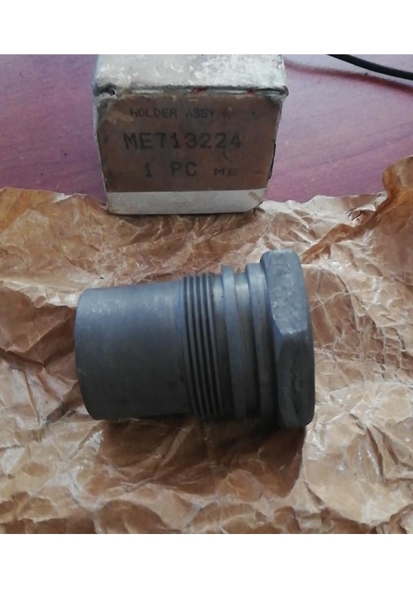 Mitsubishi MS713 MS715 Kompresör Üst Kapak Valf Rekoru ME713224 ...