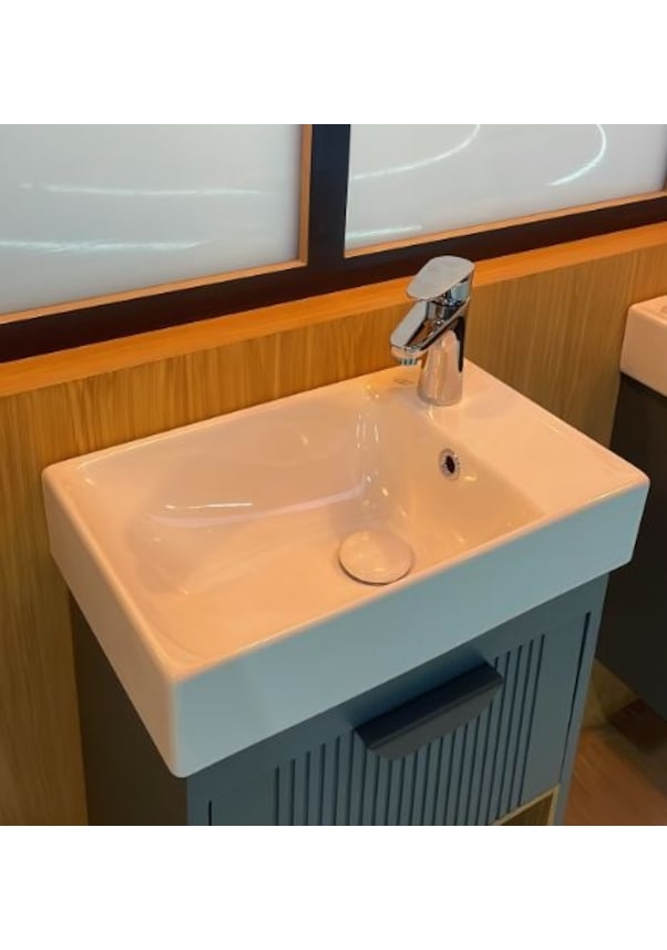 Turkuaz Seramik Cerastyle Sharp Etajerli Lavabo 50 x 30 CM Fiyatları ve ...