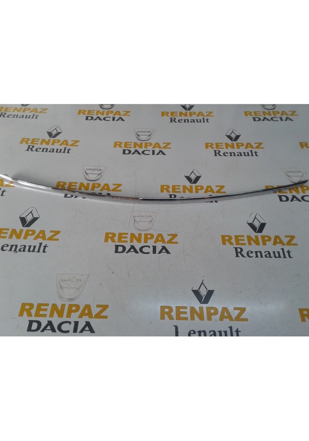 Renault Clio 4 Sw Bagaj Kapak Çıtası 903720184R - 903721954R Fiyatları ...